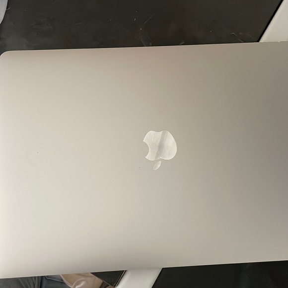 Apple | Computers, Laptops & Parts | Macbook Pro No Scratches Price Is ...